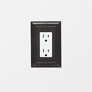 Amazon Basics Single Gang Light Switch Outlet Wall Plate, Oil Rubbed Bronze, 3-Pack