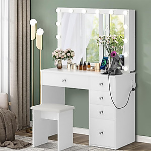 Makeup Vanity Desk with Lighted Mirror & Power Outlet & 5 Drawers, Vanity Table with 3 Lighting Modes Brightness Adjustable, Sliding Storage, White Vanity Set for Bedroom
