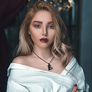 XIUDA Urn Necklace for Ashes Forever in My Heart Pendant Cremation Necklace Stainless Steel Ashes Jewelry for Dad Mom