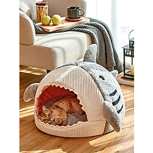 QWINEE Cat Mat Shark-Shaped Kennel Kitten Bed Hideout House Warm Soft Comfortable Semi-Closed Cat Dog Nest Grey Small