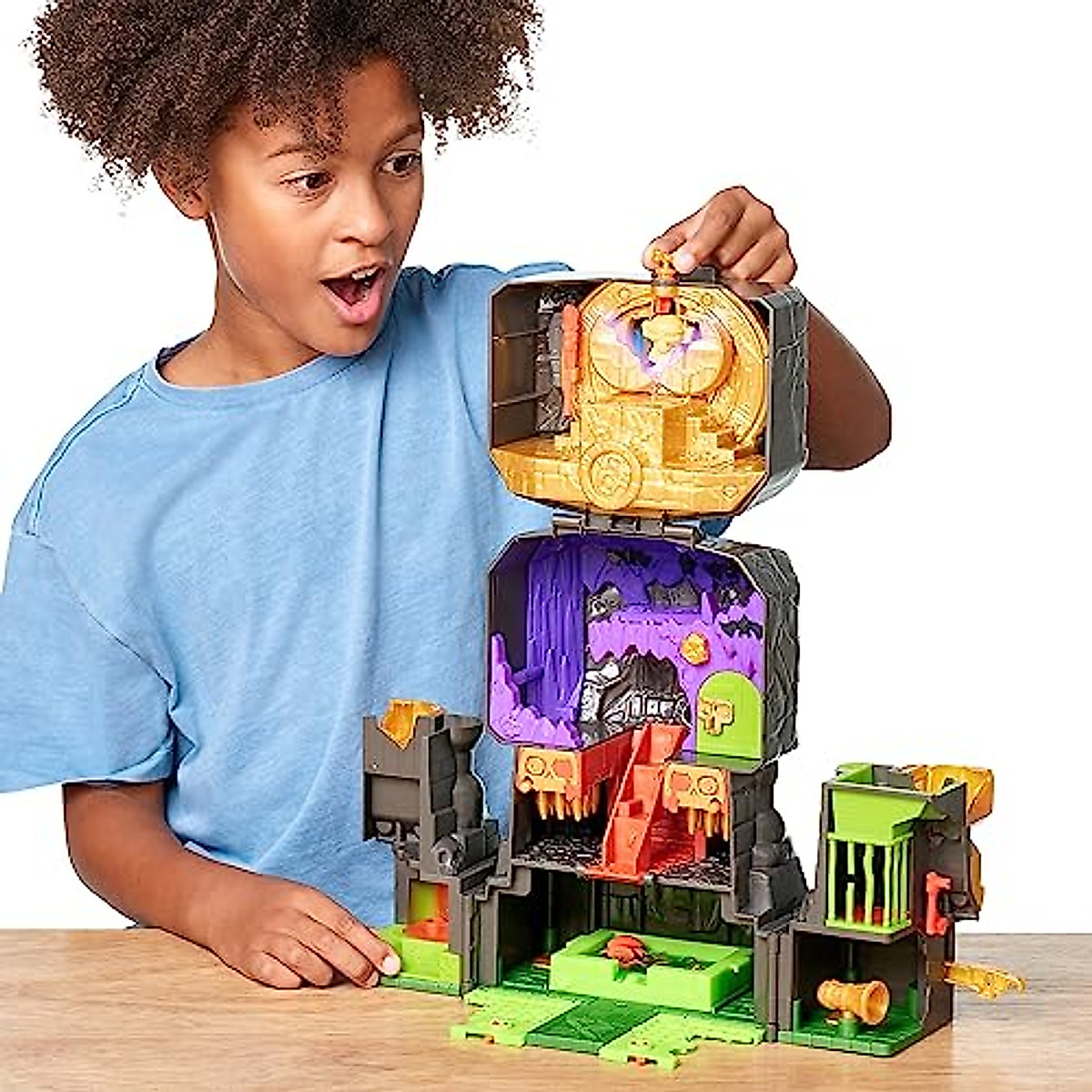 TREASURE X Lost Lands Skull Island Skull Temple Mega Playset, 40 Levels of Adventure. 4 Micro Sized Action Figs. Survive The Traps and Discover Guaranteed Real Gold Dipped Treasure