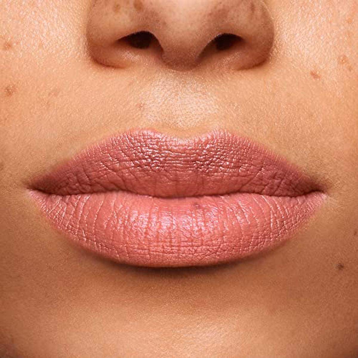 Shiseido LipLiner InkDuo (Prime + Line), Beige 02 - Primes & Shades Lips for Long-Lasting, 8-Hour Wear - Minimizes the Look of Fine Lines & Unevenness - Non-Drying Formula