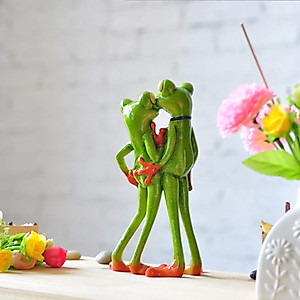 Modern Crafts Resin Frog Decoration Ornaments Living Room TV Cabinet Decoration Fun Decompression Ornaments for Home Office Desk Decoration (Kiss Frog)