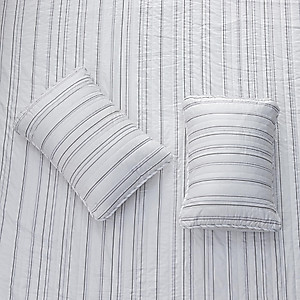 3-Piece Reversible Quilt Set with Shams. All-Season Bedspread with Striped Pattern. Katelyn Collection (Full/Queen, Grey)