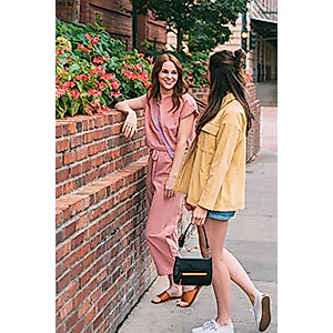 Sherpani Skye, Small Crossbody Purse, Nylon Crossbody Bag, Lightweight Cross Body Bag, Shoulder Bag, Purses for Women, RFID Protection (Chromatic)