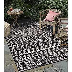 HOMEGNOME Indoor Outdoor Distressed Bohemian Area Rug (8'x10', Black)