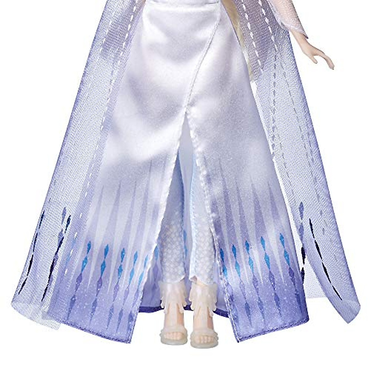 Disney Frozen 2 Frozen Finale Set, Anna, Elsa, Kristoff, Olaf, Sven Dolls with Fashion Doll Clothes and Accessories, Toy for Kids 3 and Up (Amazon Exclusive)