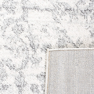 SAFAVIEH Madison Collection Area Rug - 9' x 12', Silver & Ivory, Snowflake Medallion Distressed Design, Non-Shedding & Easy Care, Ideal for High Traffic Areas in Living Room, Bedroom (MAD603G)