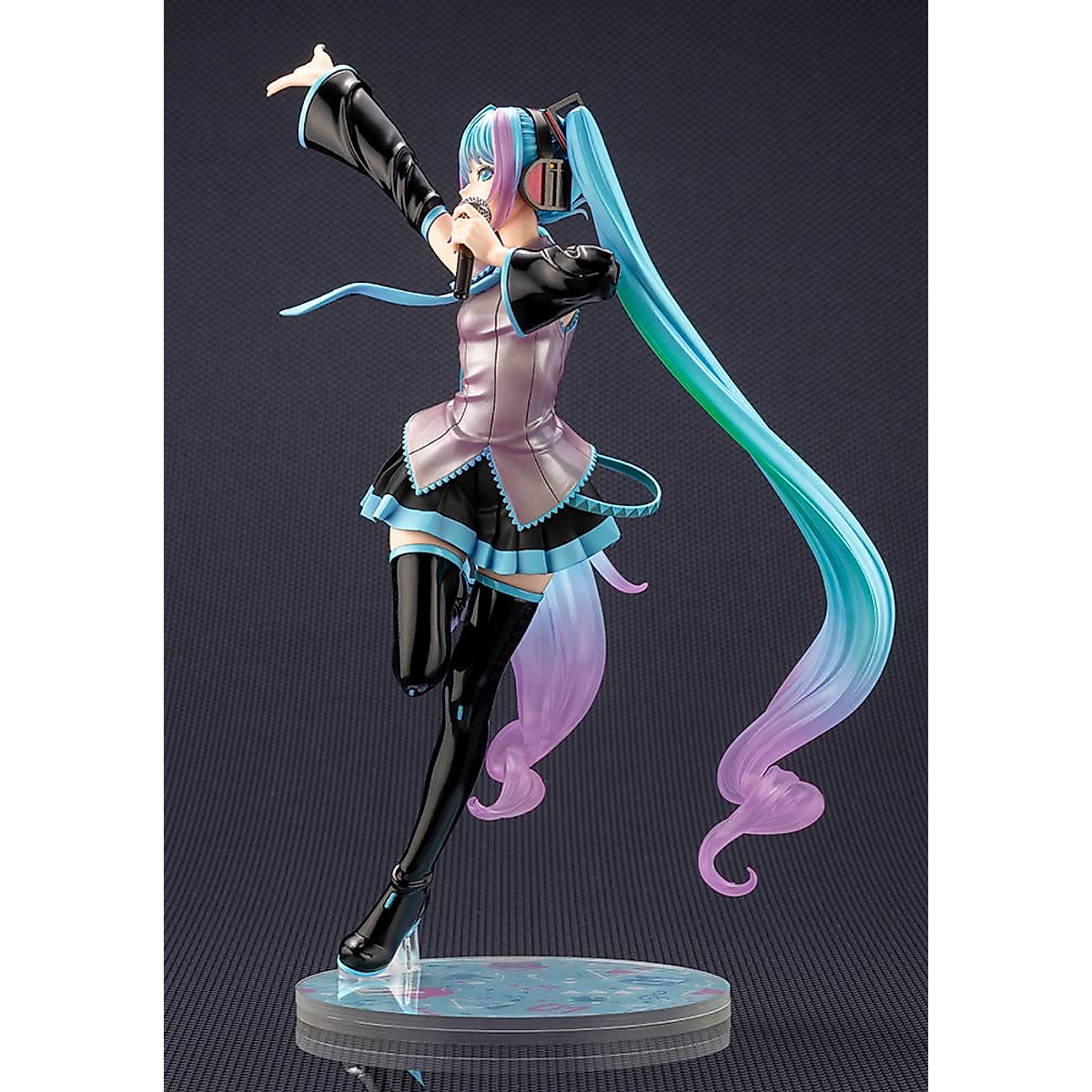 Kotobukiya Hatsune Miku feat. My Little Pony Bishoujo Statue, Multicolor