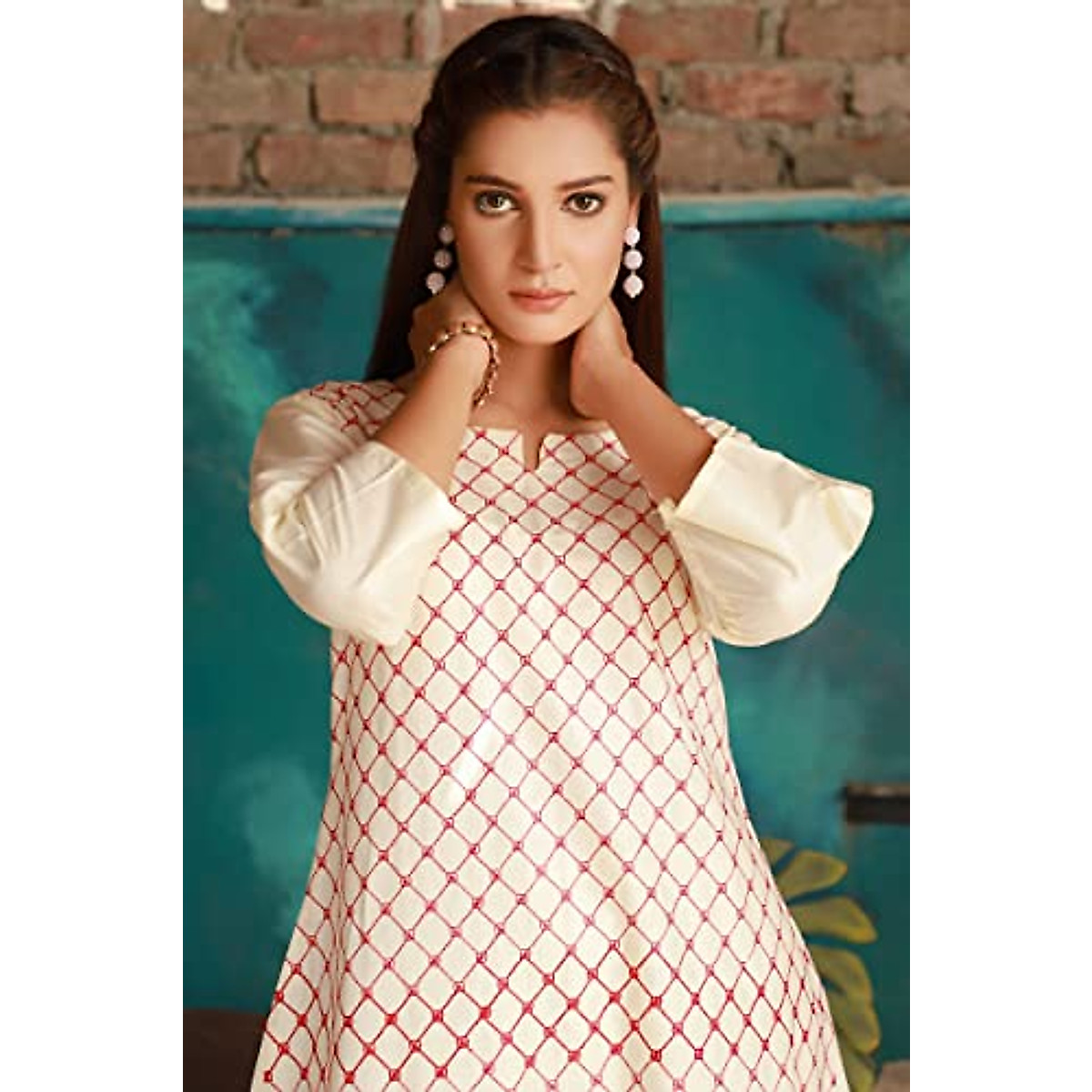 IshDeena Indian Kurtis for Women Chikankari Kurta Tunic Tops Indian Pakistani Style Embroidered Cotton Womens Summer Shirts (Small, White)