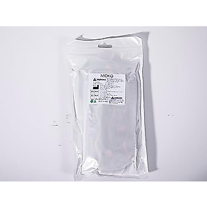 MoKo Sunglasses Soft Case Ultra Light Neoprene Zipper Eyeglass Case with Clip, Zigzag Stripe