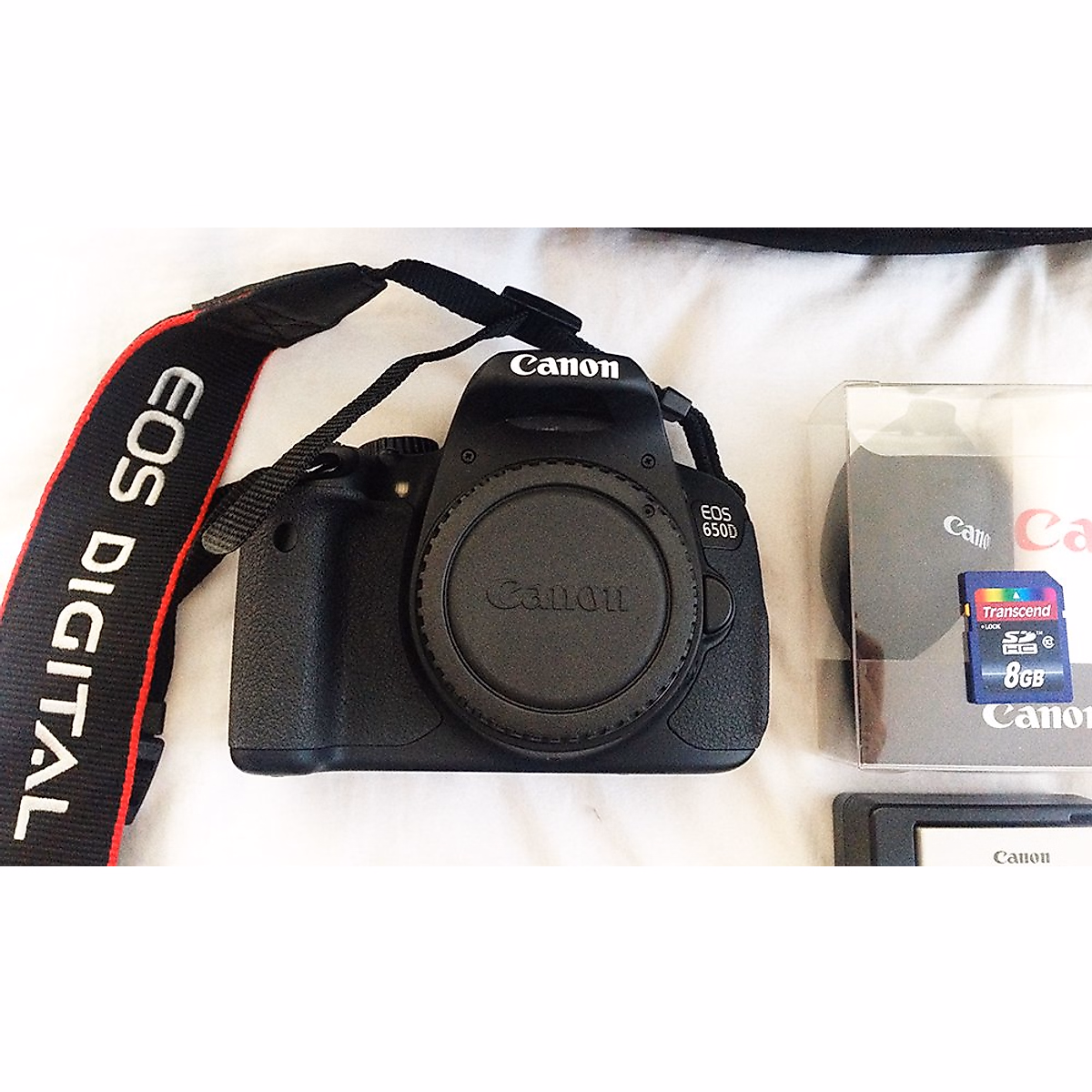 Canon EOS 650D Digital SLR Camera - Black (Inc. 18-55mm f/3.5-5.6 is II Lens Kit)