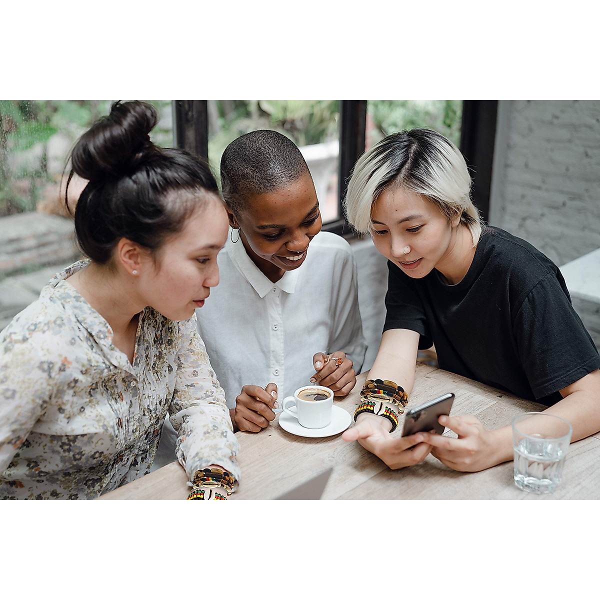 Novarena 2 Pcs Jamaican Rasta Beads with Cowrie Shells Bracelets for Men Women Beaded Bracelets Multi Layer Stackable Ethnic Tribal African Traditional (2 Pcs Jamaican Rasta Beads with Cowry Shells)