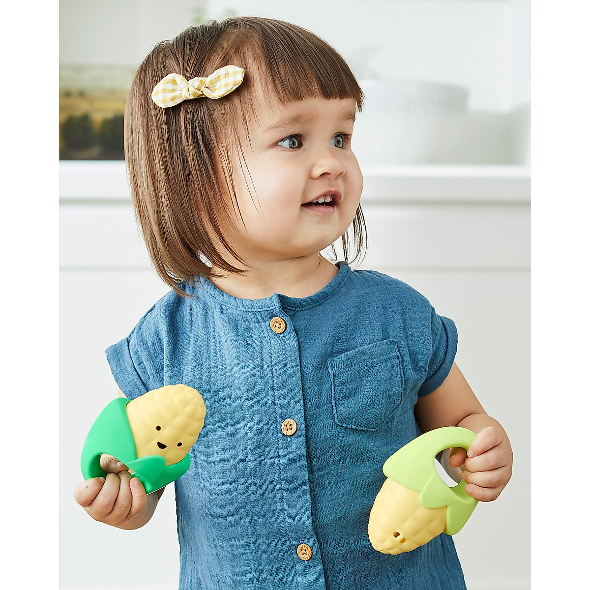 Skip Hop Baby Musical Toy Maracas, Farmstand, Mara-Corns