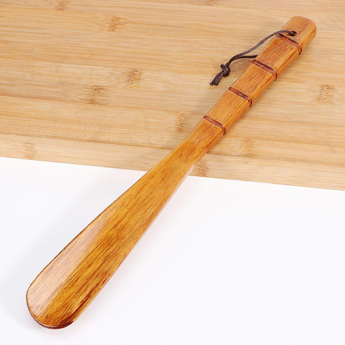 Long Handle Shoe Horn Wooden Shoe Extractors for Elderly Disabled Pregnancy Fits for All Shoes (Lotus Wood Joint Shoehorn, 32cm)