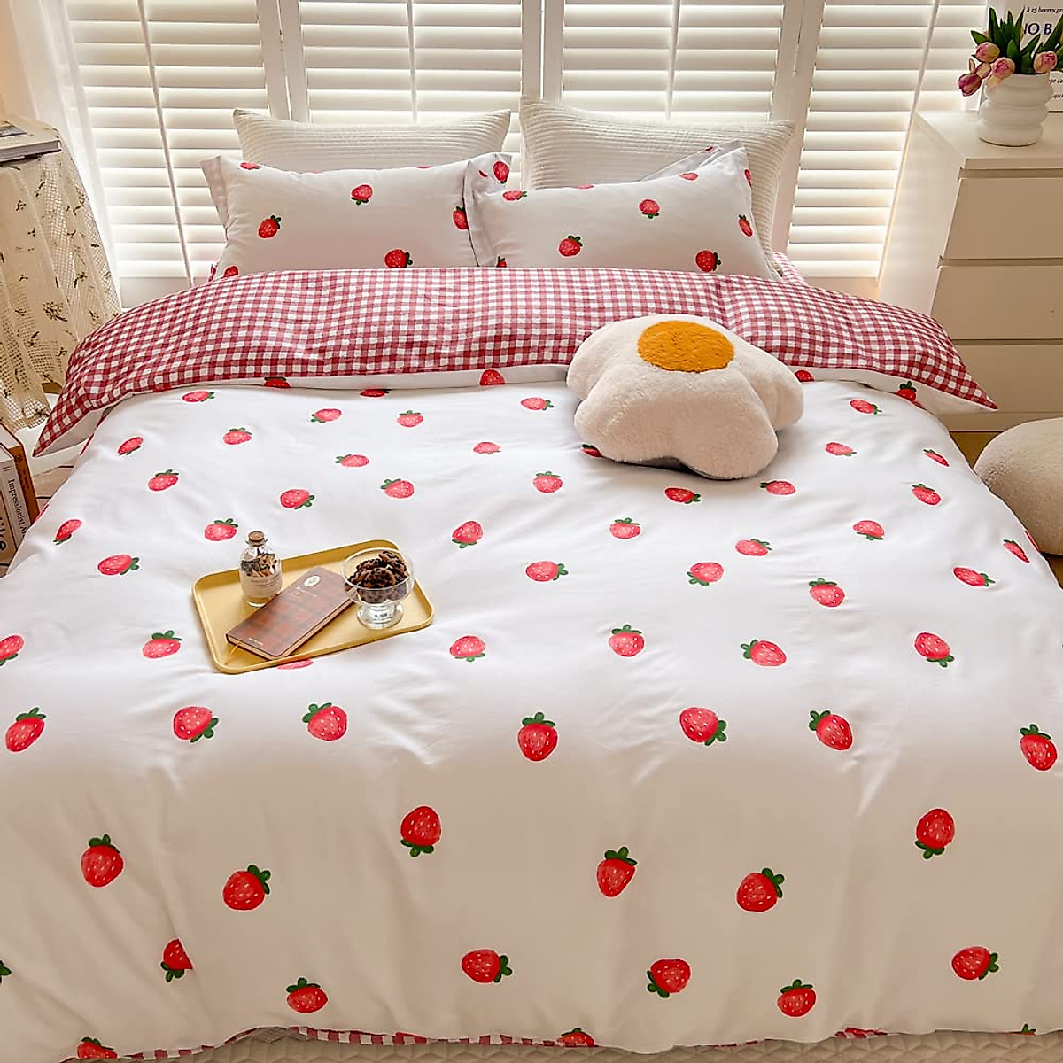 BlueBlue Strawberry Kids Duvet Cover Set Queen 100% Cotton Bedding for Boys Girls Teens Cartoon Red Strawberry Pattern 1 Fruit Full Comforter Cover 2 Pillow Shams (Queen)