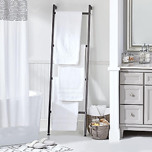 mDesign Metal Leaning Blanket and Towel Ladder - Blanket Ladder for Bedroom and Towel Ladder for Bathroom - Throw/Quilt Display Holder Rack - Nursery Wall Ladder - Blanket Ladder Decor - Graphite Gray