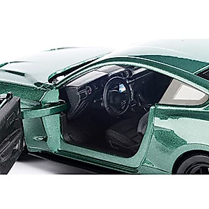 Motormax Toy 2018 GT 5.0 Green Metallic 1/24 Diecast Model Car by Motormax 79352