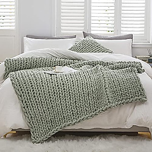 WESHIONGOO Chunky Knit Blanket Throw Knitted Throw Blankets for Couch Bed Fluffy Soft Blanket with Jumbo Chenille Yarn Thick 100% Handmade (Sage Green, 50"×60")