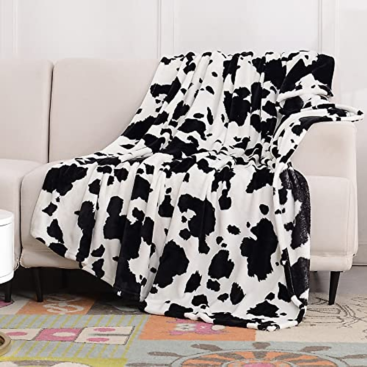 SOCHOW Cow Print Fleece Throw Blanket for Sofa Couch, Soft Lightweight Cozy Warm Home Decor Flannel Blanket, Cute Animal Blanket for Kids Boys Girls, Black 50 x 60 Inches