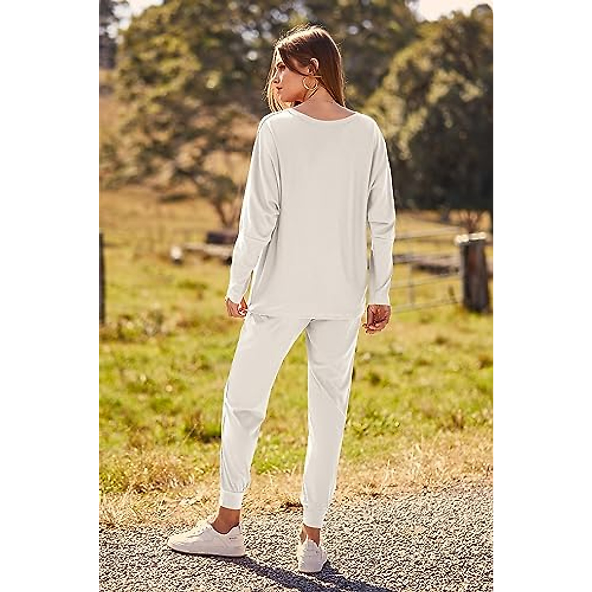 PRETTYGARDEN Women's 2023 Fall Fashion Outfits 2 Piece Sweatsuit Solid Color Long Sleeve Pullover Long Pants (Off-white,X-Large)
