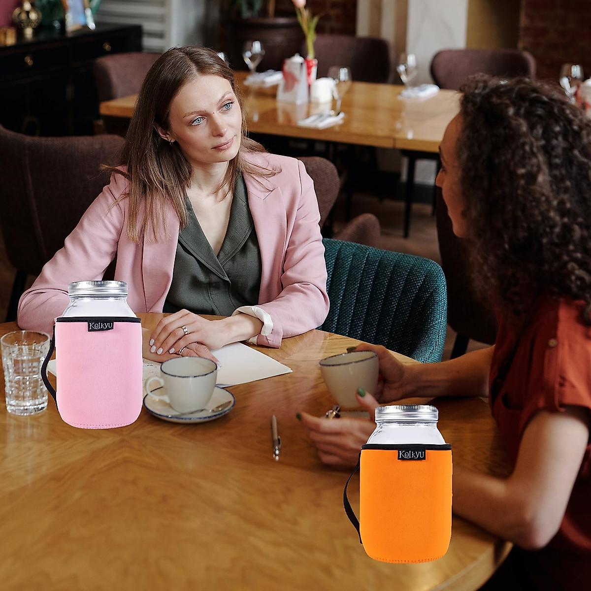 Koikyu 32oz Mason Jars Sleeves Neoprene 32oz Regular and Wide Mouth Mason Jar Sleeves Holder with Handle (4 colors)