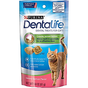 Purina DentaLife Made in USA Facilities Cat Dental Treats, Savory Salmon Flavor - (Pack of 10) 1.8 oz. Pouches