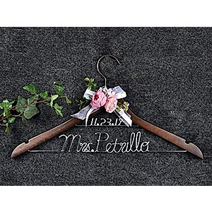 Bride Hanger, Wedding Hanger, Wedding Gift, Personalized Bride Hanger, Honor Maid, Bridesmaid, Doctor, Graduation Dress Hanger