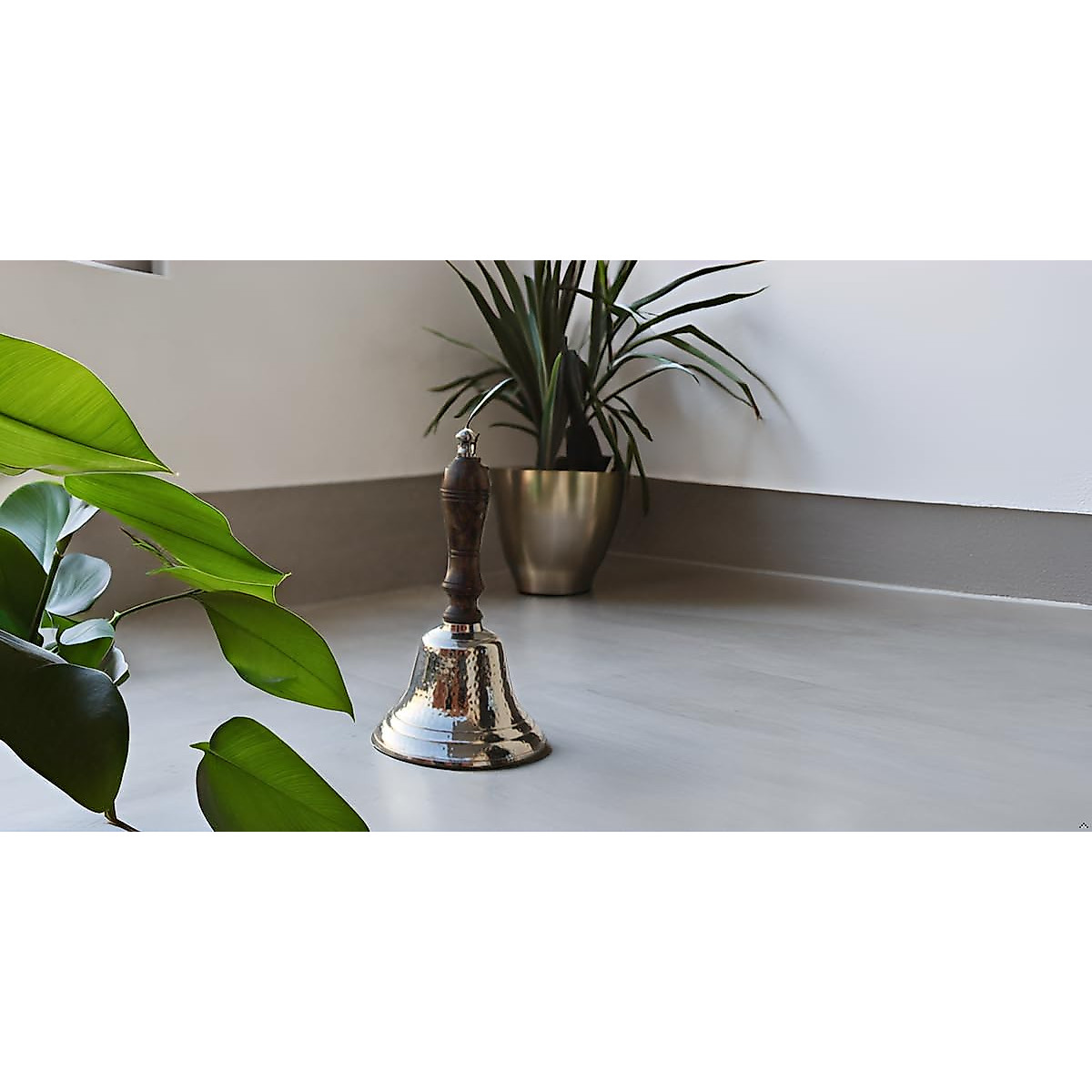 Brass Hand Call Bell, Heavy Duty, Very Loud Sound, Brass Dinner Bell Ideal Gift for Home Office, School, Teacher, Nautical, Spa, Aromatherapy