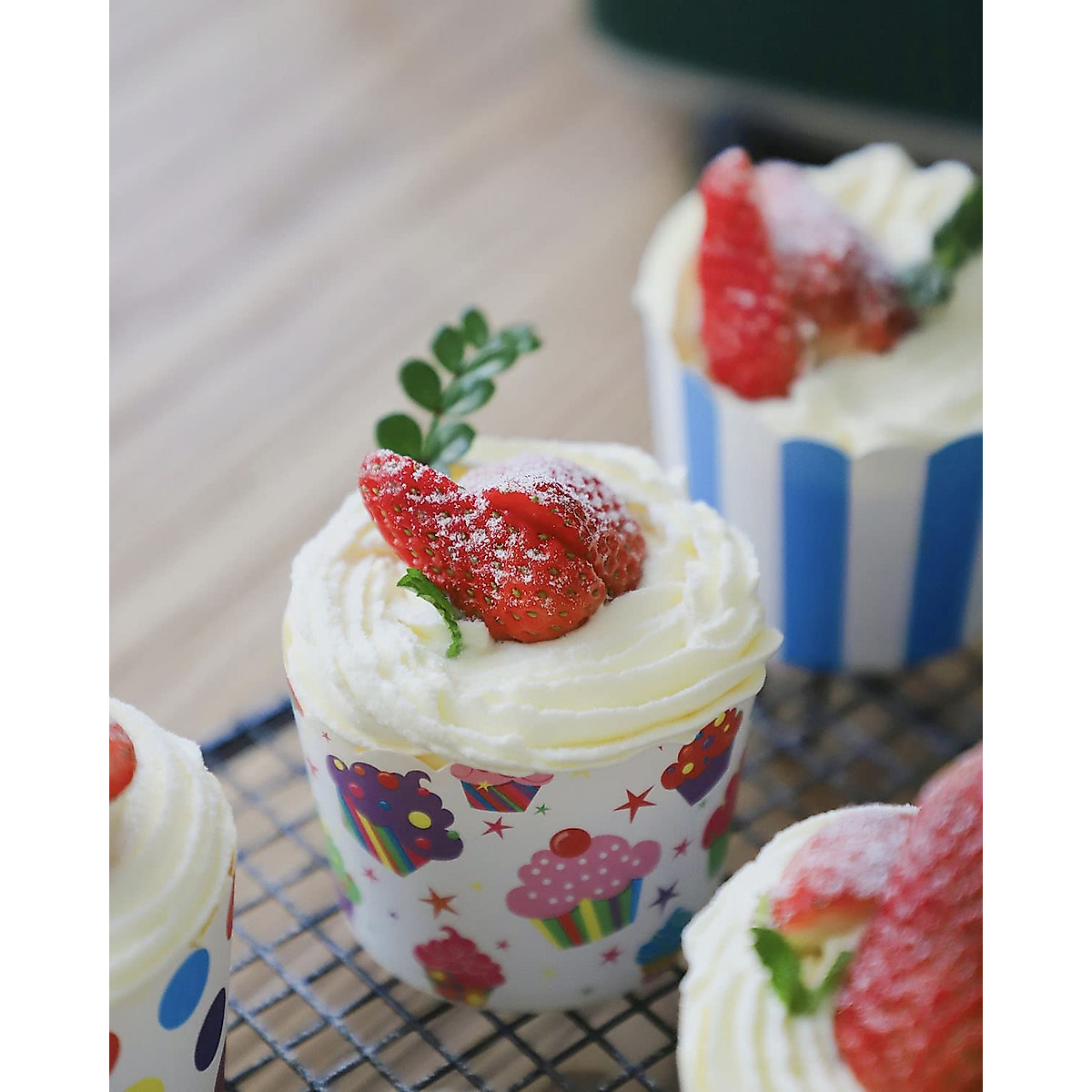 Bertacy 100-Pack Disposable Wrappers Large Paper Cake Baking Cup Cupcake Muffin Cases Birthday Party Decoration