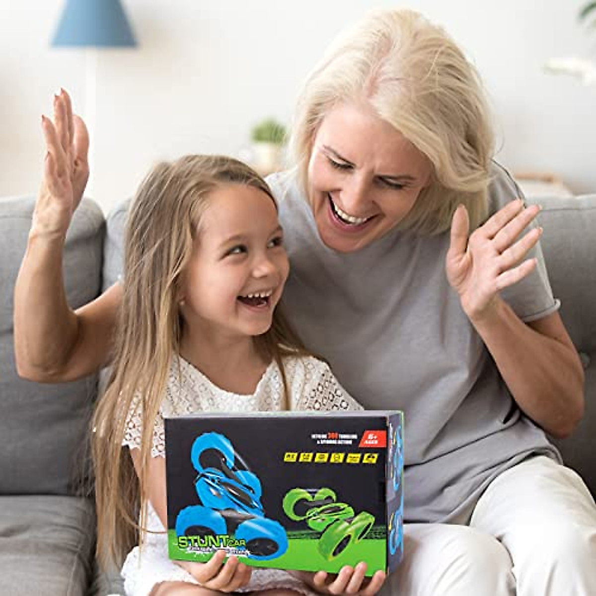 Remote Control Car RC Stunt Car Toy, High Speed 2.4Ghz Remote Control Race Car, Double Sided 360°Rotating Tumbling Rechargeable Car, 4WD Off Road Vehicle, 3D Deformation Car, Great Gift for Kids, Red