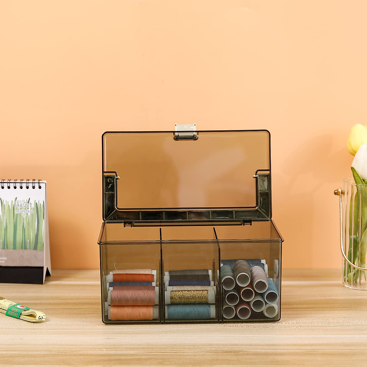 FABROK Plastic First Aid Kit Storage Box, Clear Medicine Box with Handle for Travel, Portable Craft Storage Box for Face Mask Sewing Kit Tool Organizing(Green)