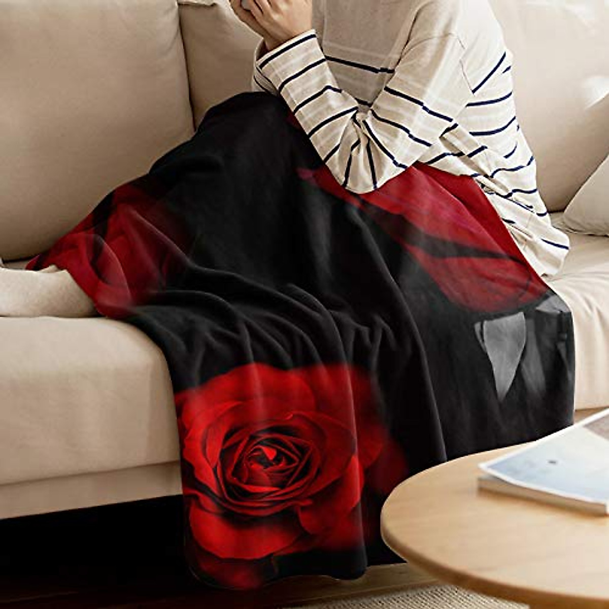 Flannel Fleece Blanket,Red 3D Rose Flower Pattern Black Cozy Plush Microfiber Throw Blankets-Lightweight Reversible Soft Warm Blanket,All Season Bed Blankets for Couch Sofa Throw 40x50 Inch