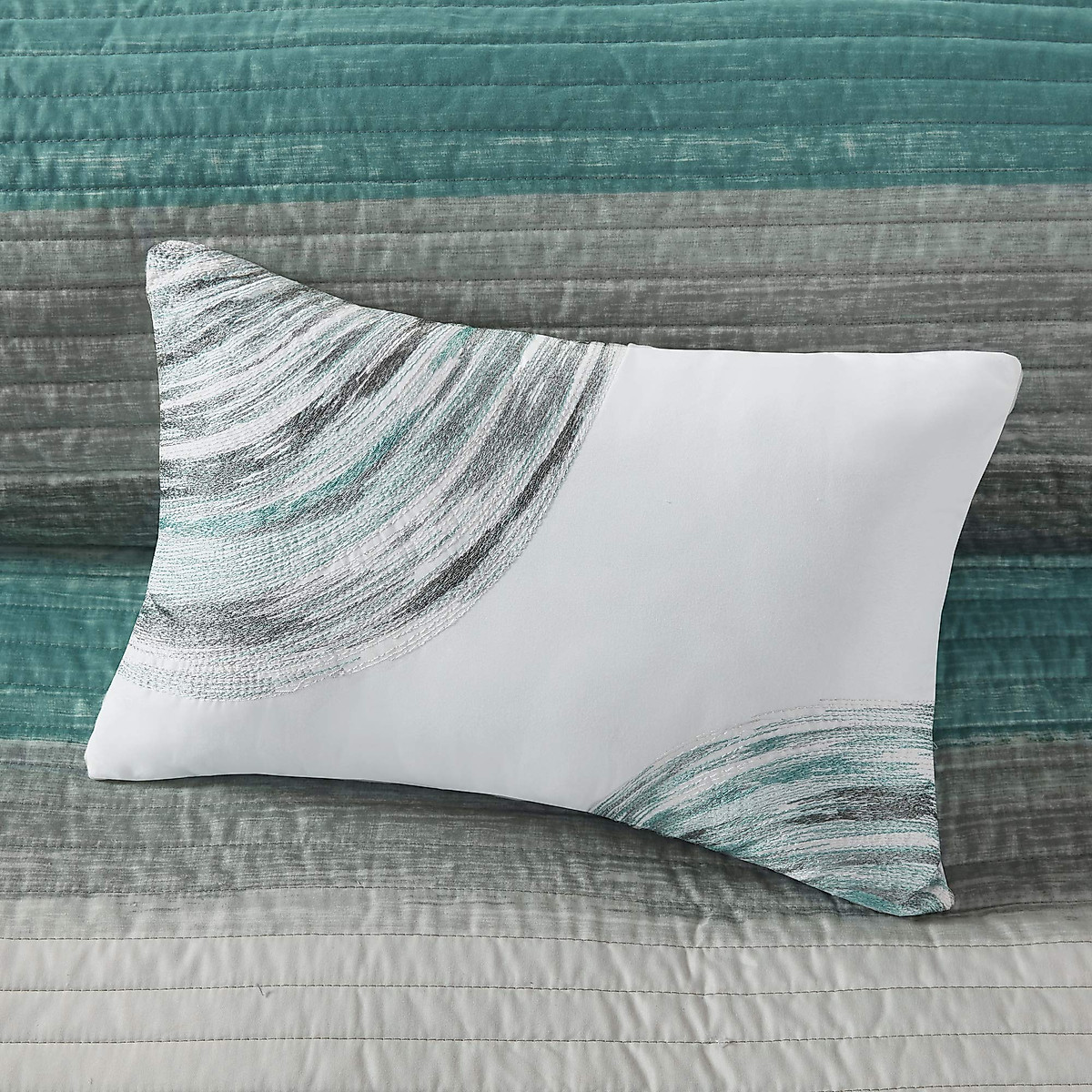 Madison Park Essentials Saben Cozy Bed in A Bag Reversible Quilt with Complete Cotton Sheet Set-Geometric Design All Season Cover, Decorative Pillow, King(104"x92"), Stripes Aqua 8 Piece