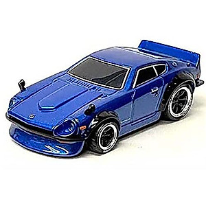 1972 Datsun 240Z Blue Metallic 1/64 Diecast Model Car by Muscle Machines 15568BL