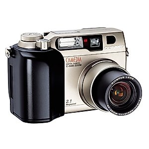 Olympus C-2040 2.11MP Digital Camera w/ 3x Optical Zoom