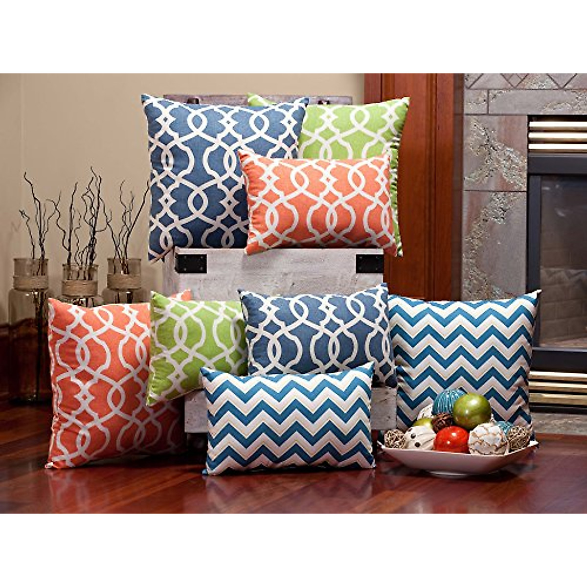 Pillow Perfect - 512761 Lattice Damask Leaf Rectangular Throw Pillow,Green Beige