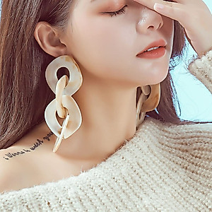 Exaggerated Acrylic Dangle Earring Jewelry for Women Irregular Circle Pendant Drop Resin Earrings (Beige)
