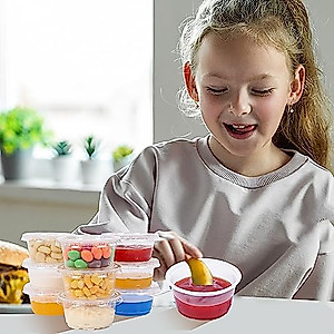 Blcculi Jello Shot Cups with Lids 2 oz,200 Sets Plastic Portion Cups with Lids,Disposable Souffle Cups Jello Cups,Clear Condiment Containers with Lids,2 oz Plastic Containers With Lids