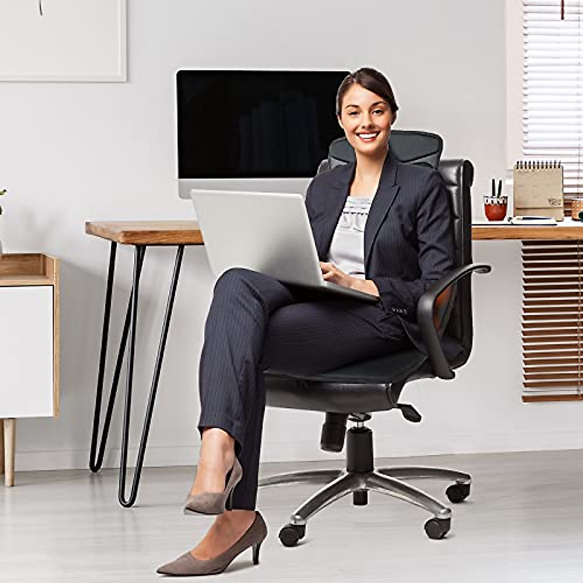 Giantex Back Massager for Back Pain, Chair Massage Pad Shiatsu Massage Seat with 10 Vibration Motors, Heat and 5 Nodes 3 Optional Speeds for Full Body Muscle Relax Kneading Massage Chair Pad