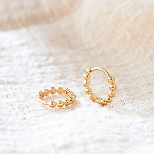 Fettero Women Gold Huggie Hoop Earrings 14K Gold Plated Small Hoop Earrings Beaded Hoop Earrings for Everyday Wear Tiny Boho Beach Slepper Earrings Simple Delicate Handmade Hypoallergenic Jewelry Gift