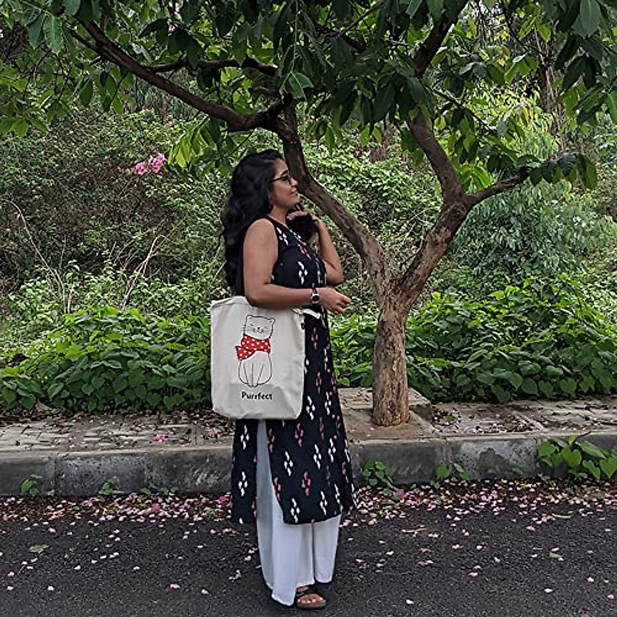 Ecoright Aesthetic Canvas Tote Bag for Women with Zipper, Tote Bag for Beach, Grocery, Travel, Work, Gym, Daily Use