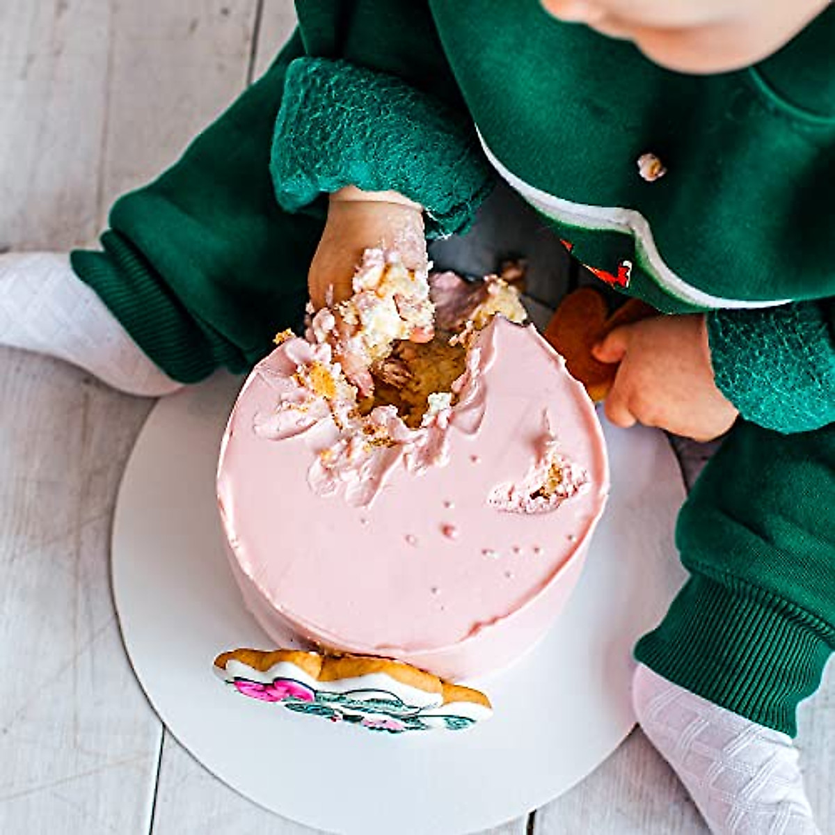 MT Products Corrugated White Cardboard Cake Board or Pizza Circle 14 inch - Sturdy Cake Base for Displaying Cakes, Bread and Desserts (15 Pieces) - Made in The USA