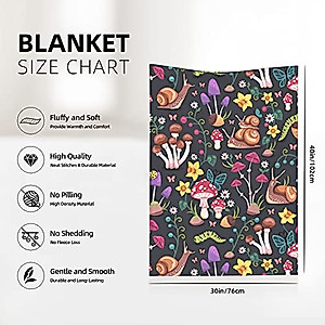 LAKIMCT Snail Mushroom Blanket for Couch Bed Throw Blanket, Aesthetic Decorative Blanket for Travel Camping Comfy Blanket, Full Size Blanket, 30x40 inch