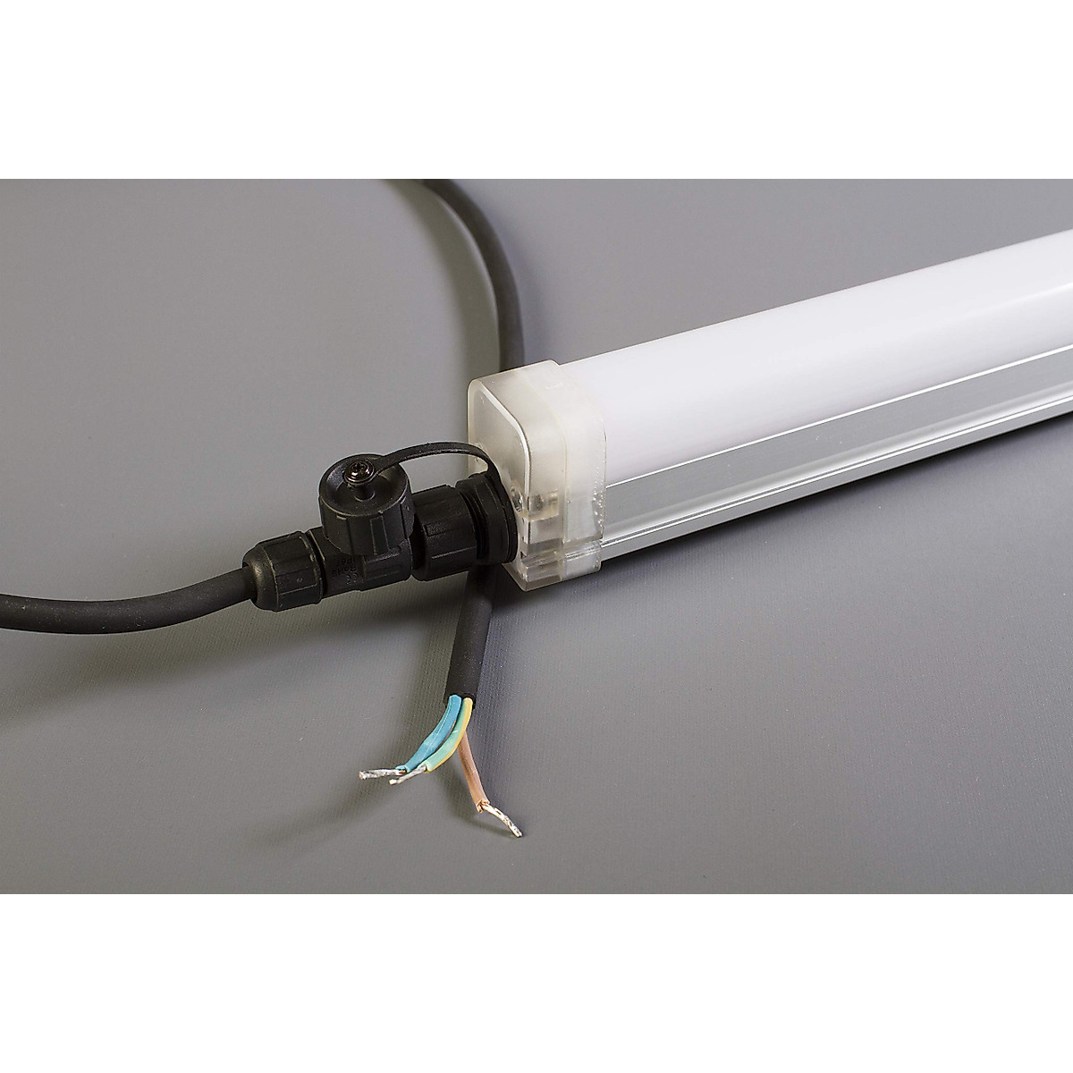 4FT LED Shop Light Outdoor Canopy Light Tube Waterproof 30w TRIPROOF for Walk in Cooler Indoor Outdoor Parking LOT Car WASH Clean Room