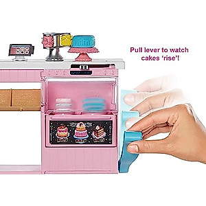 Barbie Cake Decorating Playset with Blonde Doll, Baking Island with Oven, Molding Dough & Toy Cake-Making Pieces [Amazon Exclusive]