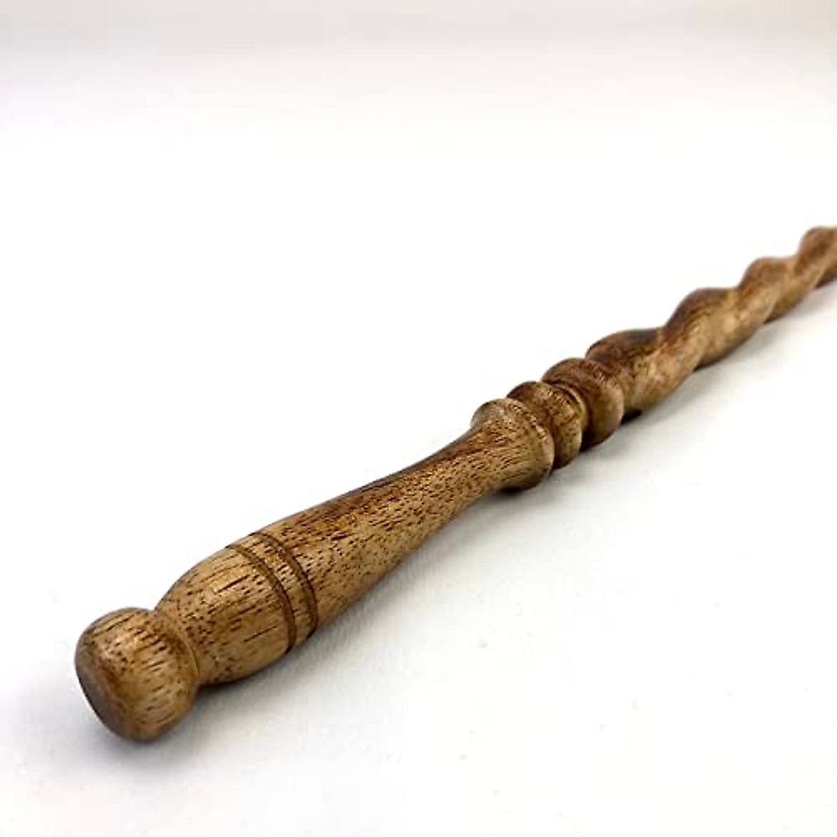 Will O'Wisp's Wand Emporium Witch and Wizard Wand in Real Wooden Display Box Certificate of Authenticity (The Sage)