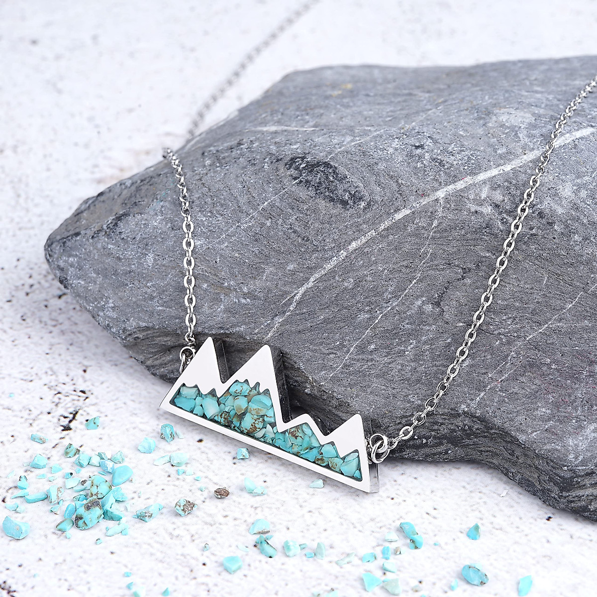 Lauren-Spencer Gemstone Mountain Necklace for Women Turquoise Malachite Tumbled Chips Stone Pendant Necklace Dainty Snowy Mountain Range Necklace for Women Nature Jewelry Gift (Turquoise)
