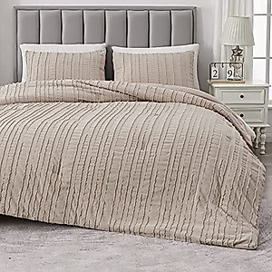 Andency Khaki Comforter Set Queen Size, 3 Pieces Tufted Boho Comforter Set for Queen Bed, Lightweight Fluffy Bedding Set for All Seasons (90x90 Comforter & 2 Pillowcases)