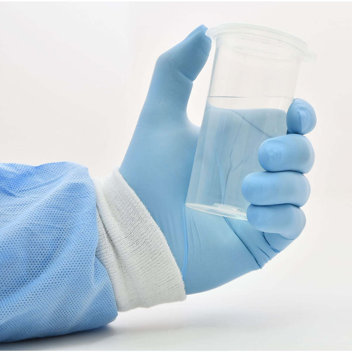 Hardy Diagnostics Dilu Lok, Deionized Sterile Water, 99 Milliliter, Dilution Blank, 145 Milliliter Polypropylene Bottle with Hinge, Order by the Package of 50